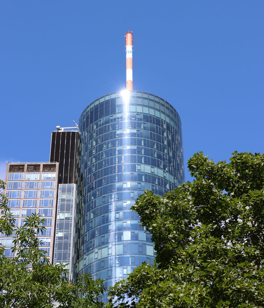 360 Grad Frankfurt - Oben auf dem Main Tower - Sights4You